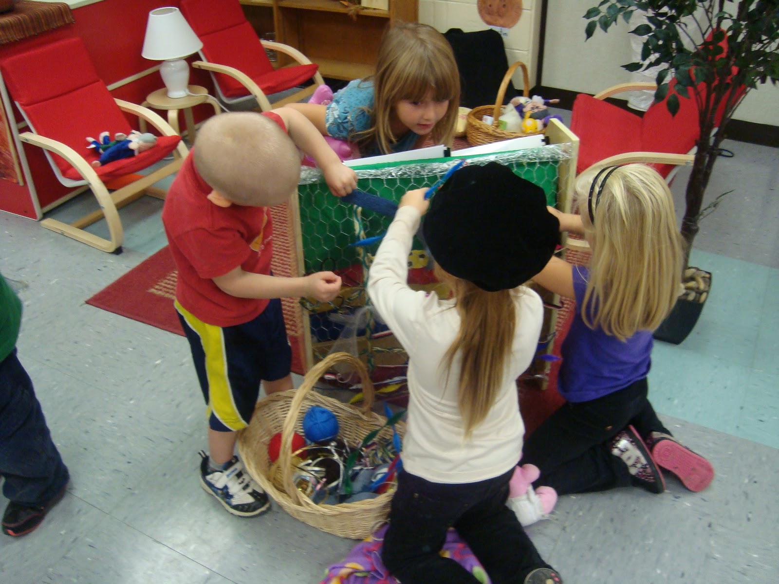 Joyful Learning in the Early Years: Weaving