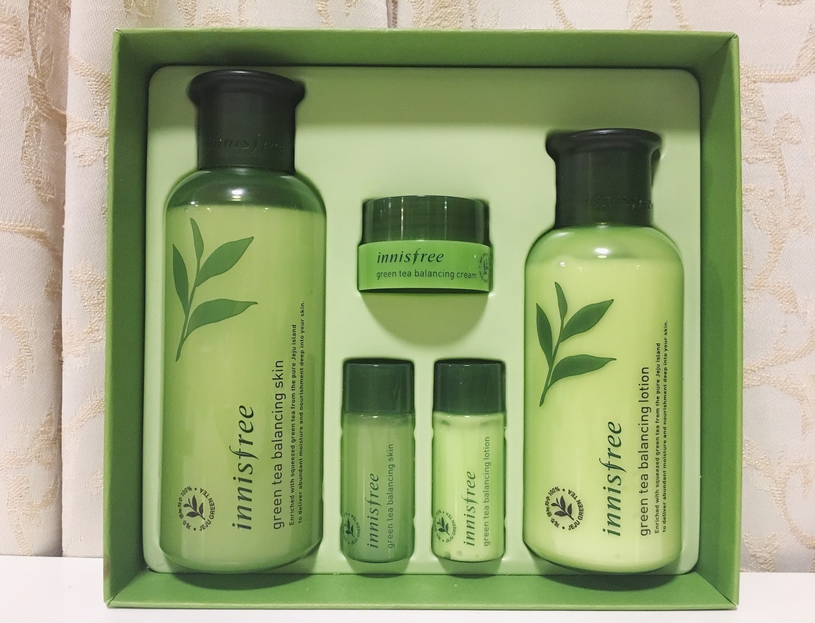 รีวิว Innisfree green tea balancing skin care set