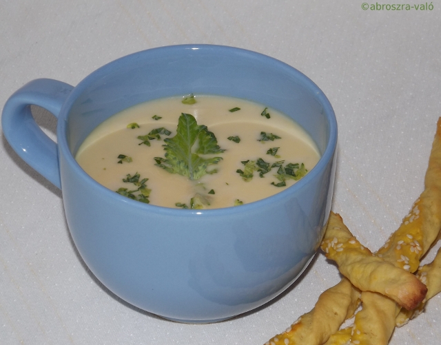 Kipróbált és bevált receptek ...: Karalábé krémleves