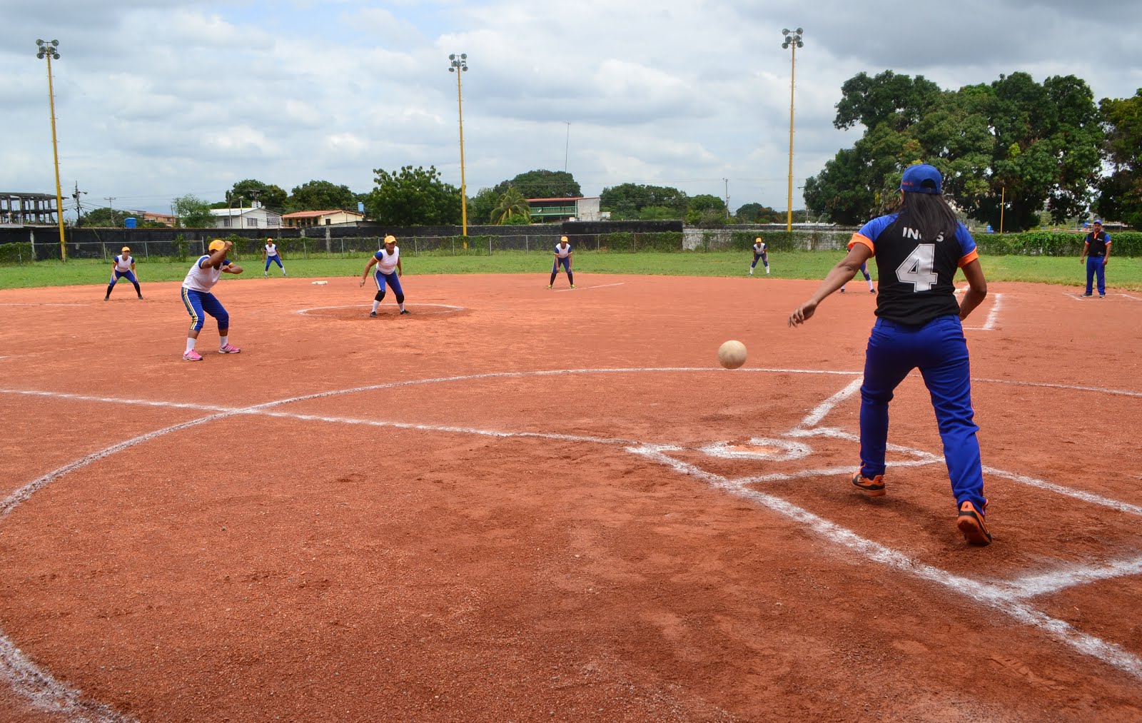 En encuentro de Kikimbol Brisas del Valle dejó en el terreno a Lomas ...
