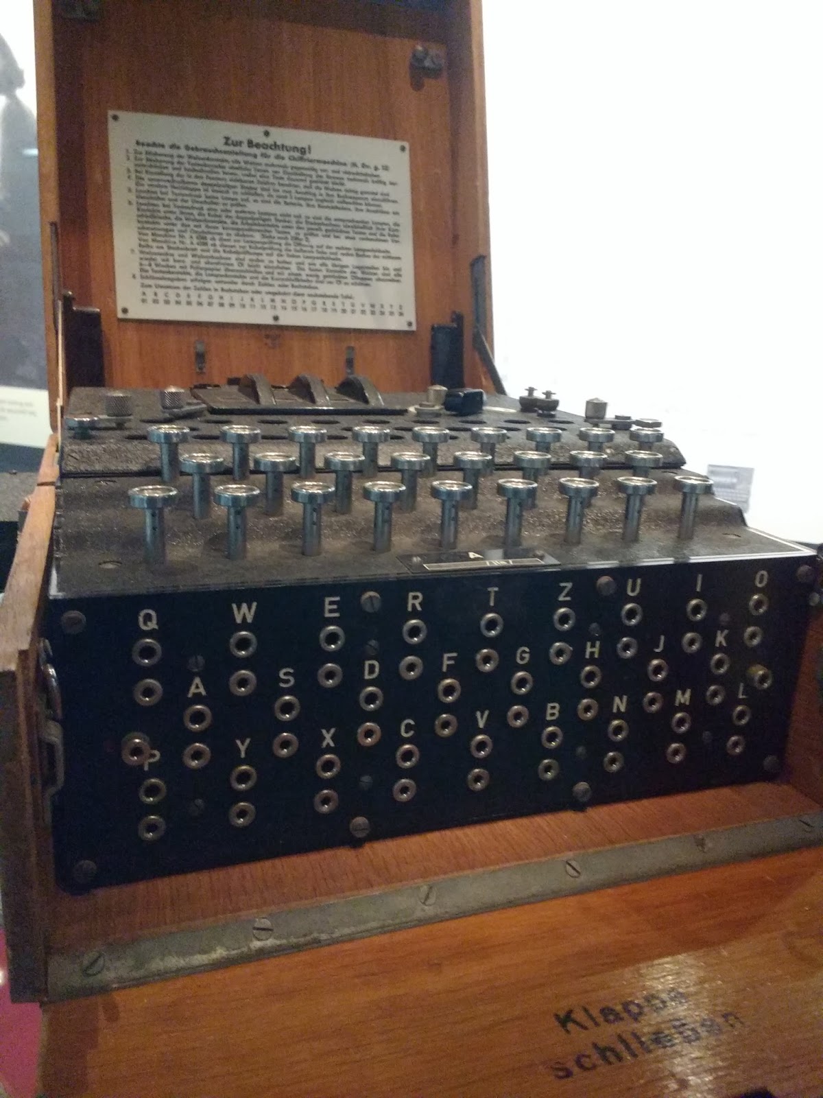 octubre 19, 2017 – DIVAGACIONES Y MIERDAS VARIAS