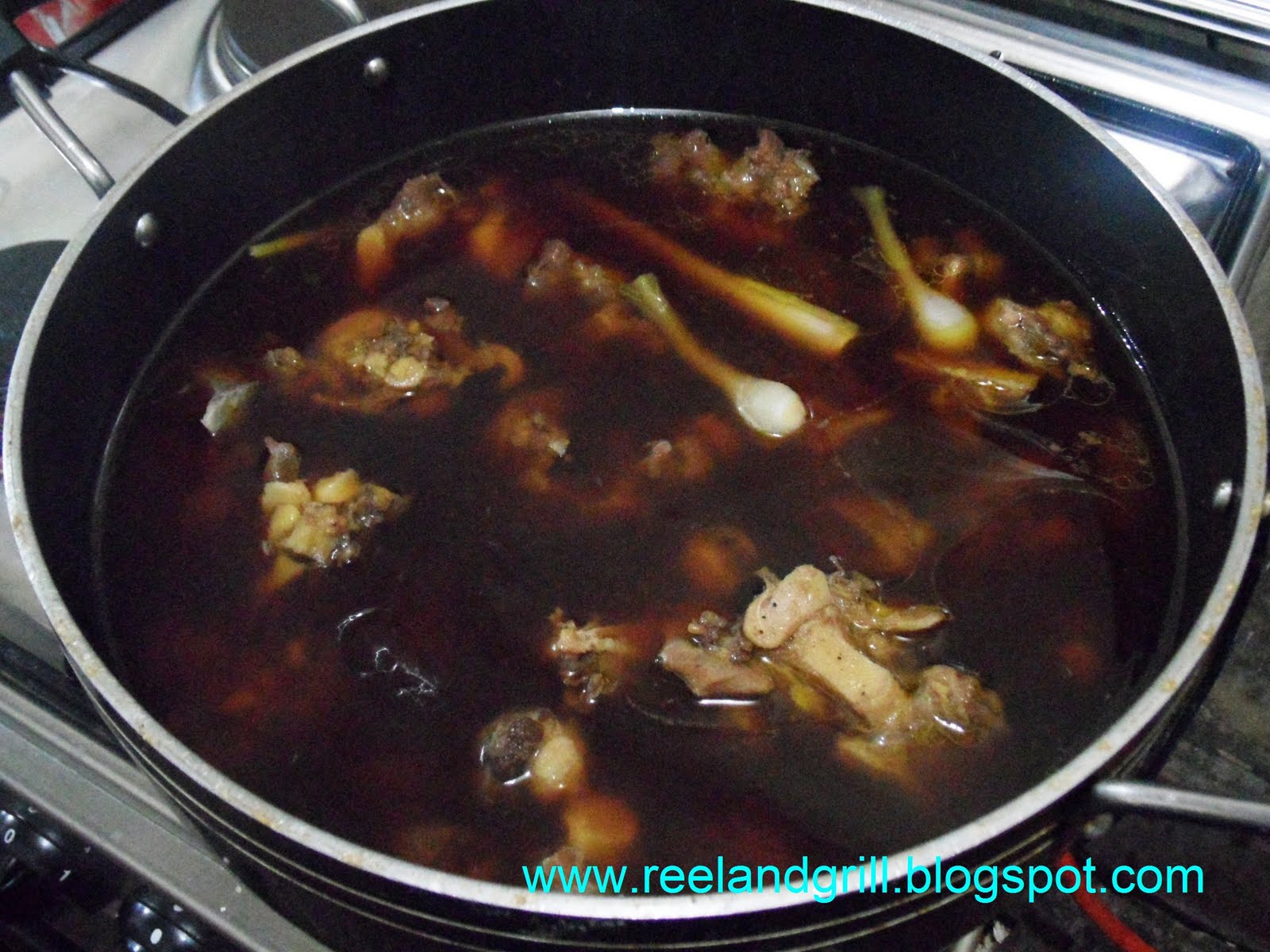 Reel and Grill: Buntot ng Baka sa Oyster Sauce (Oxtail in Oyster Sauce ...