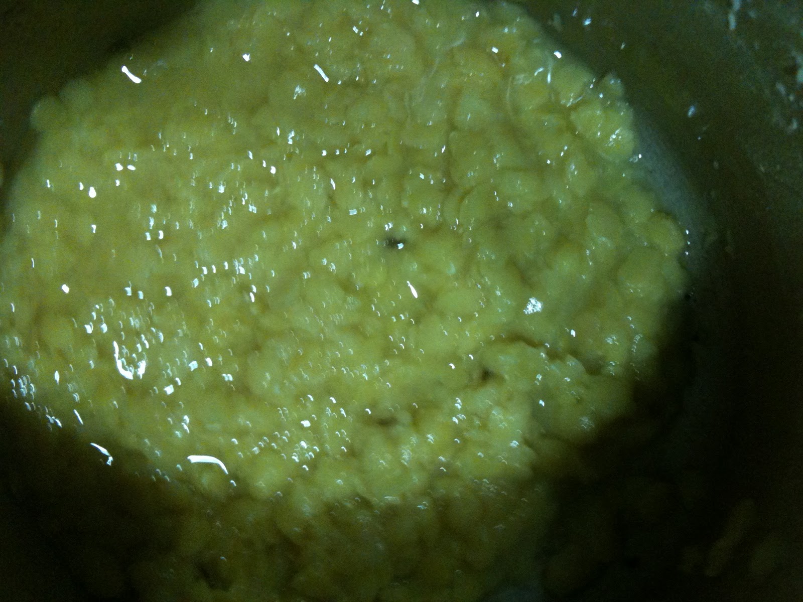 Tease Your Taste Buds: Bisi Bela Bath (Bisi Bele Huli Annam ...