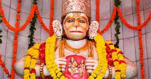 Hanuman Setu Temple in Lucknow - Devotees Give Letter To Hanuman ...