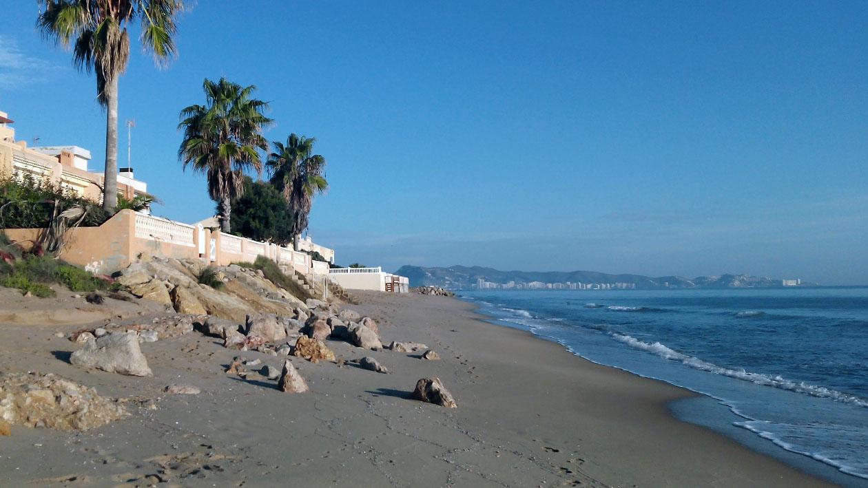 La Cotorra de la Vall: El temporal va fer desapareixer l'arena de la Goleta