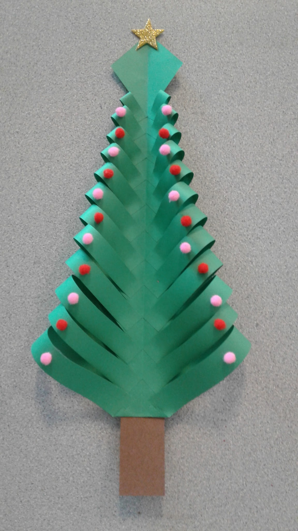 a faithful attempt: Paper Christmas Tree Craft