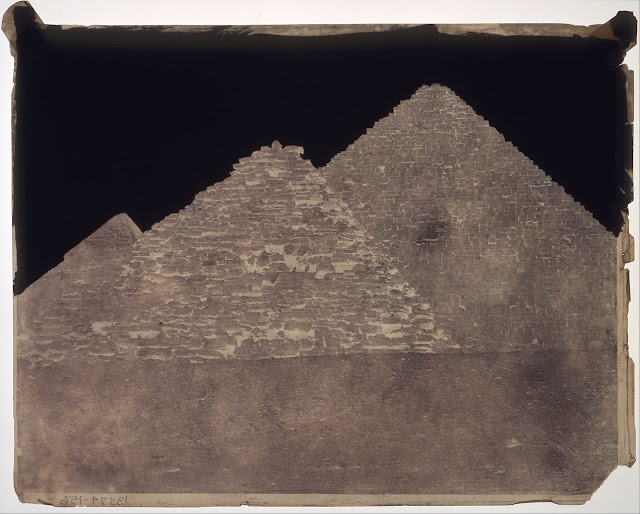 Spencer Alley: The Pyramid (Transitional Motif)