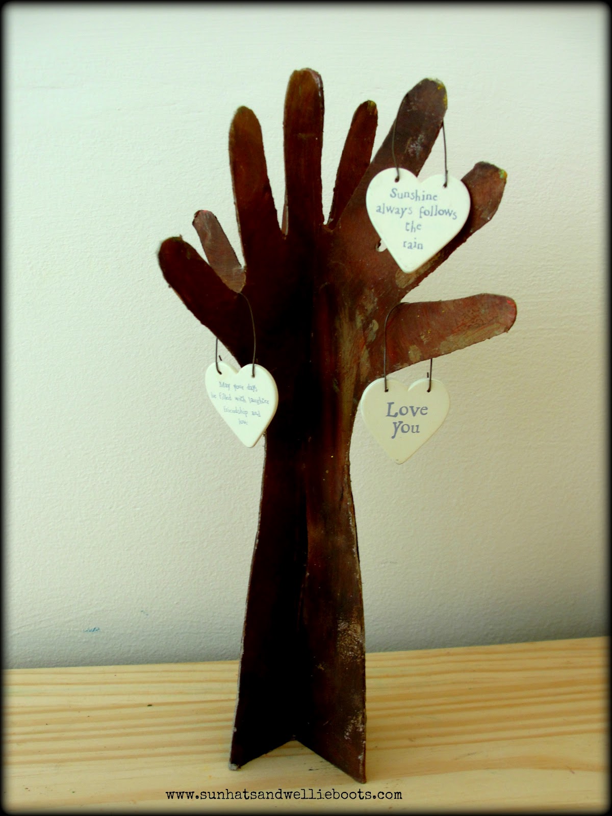 Sun Hats & Wellie Boots: 3D Hand Trees - Exploring the 4 Seasons