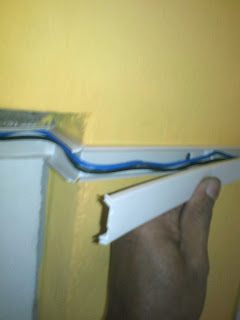 Cara pemasangan kabel Tray pejal berbahan pvc untuk instalasi