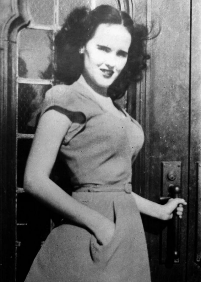The Short Life of Elizabeth Short aka the “Black Dahlia” ~ Vintage Everyday