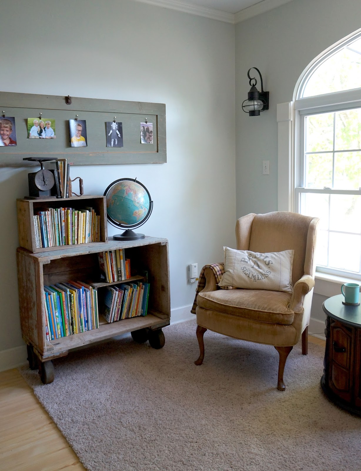 Kammy's Korner: The Cob Box Book Case {Revamped Family Heirloom}