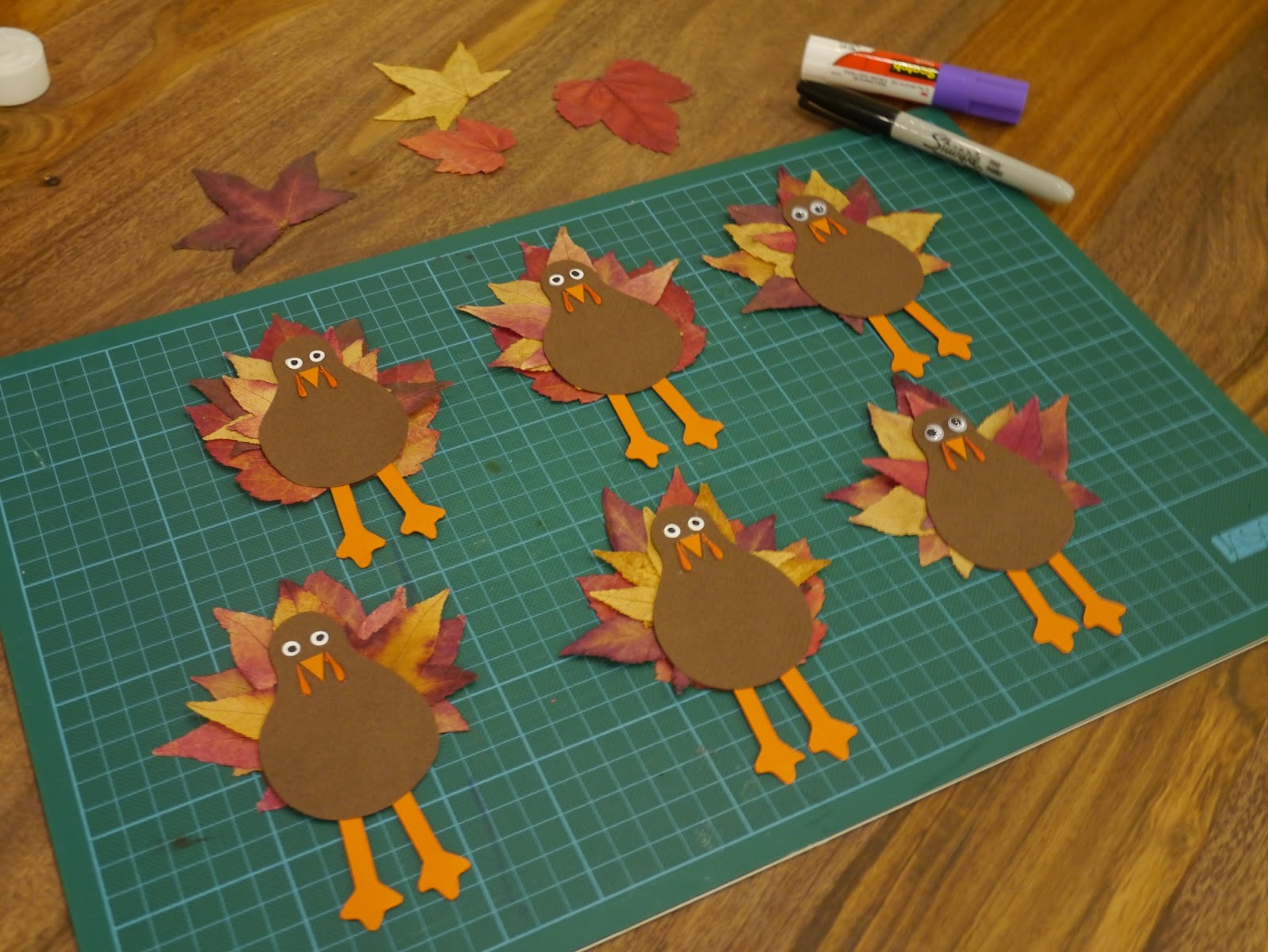 Little Hiccups: Autumn Leaf Turkeys