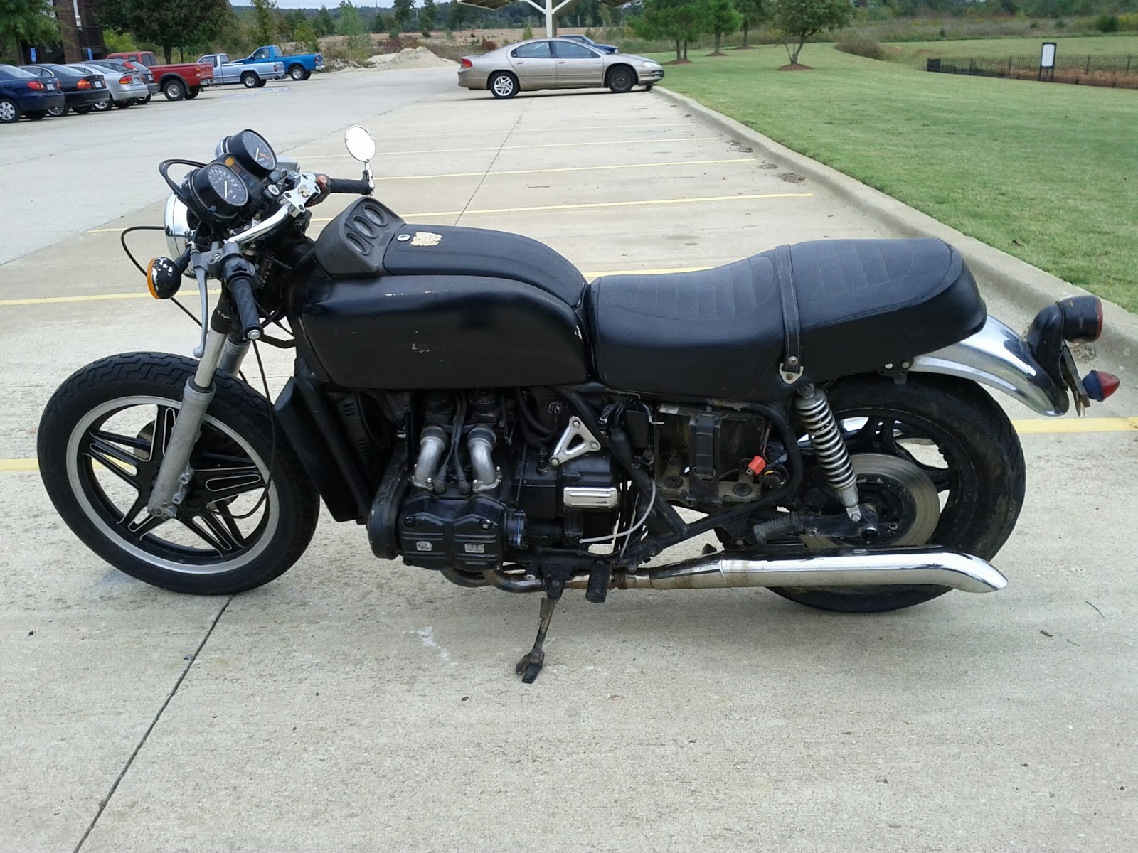 Drew's Projects: 78 Goldwing Cafe Racer