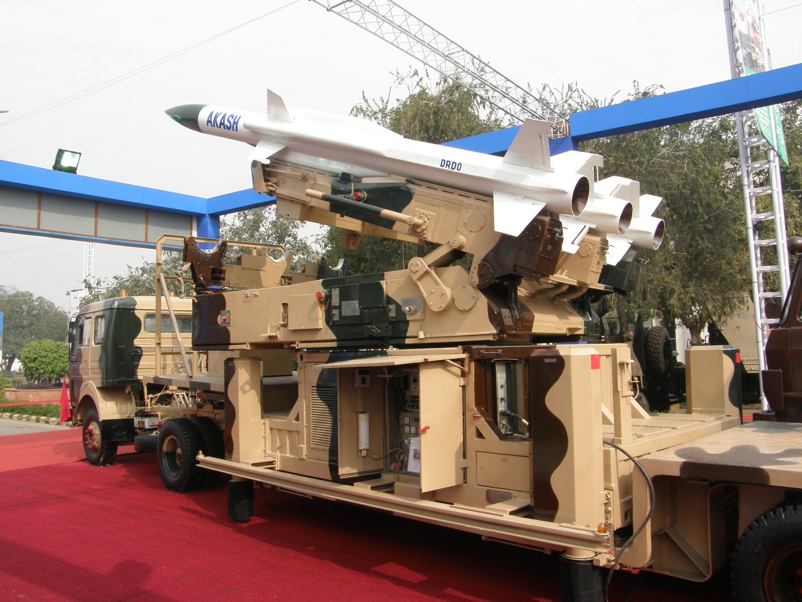Straight Flush Radar System