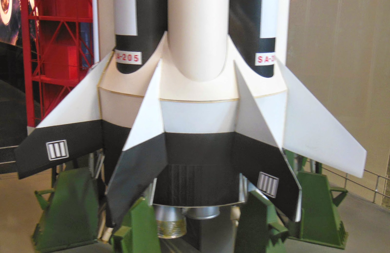 Model Rocket Building: Air and Space Museum, San Diego