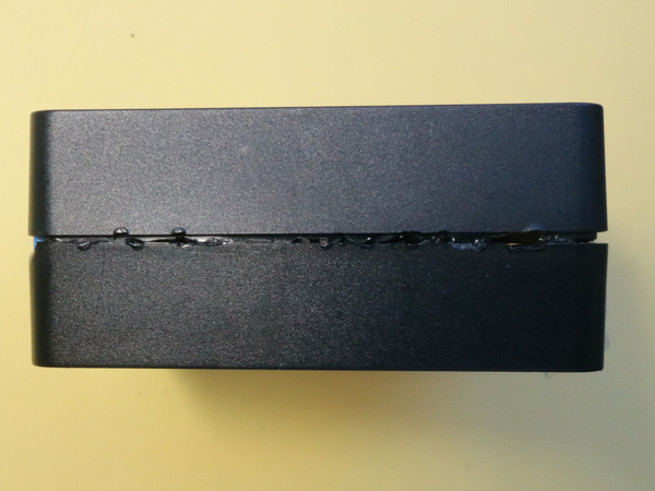 BugWorkShop - 甲蟲工作室: H3C（華三）Magic B1 家用智能路由器電源適配器（AC Power Adapter） - 拆解：