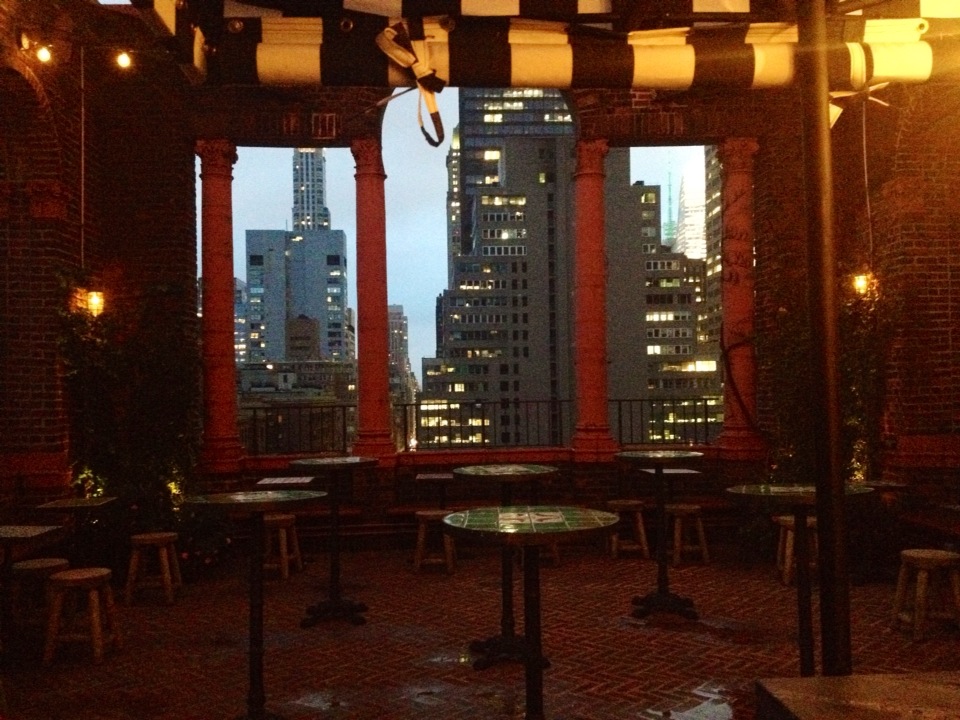 The Pod 39 Rooftop Bar