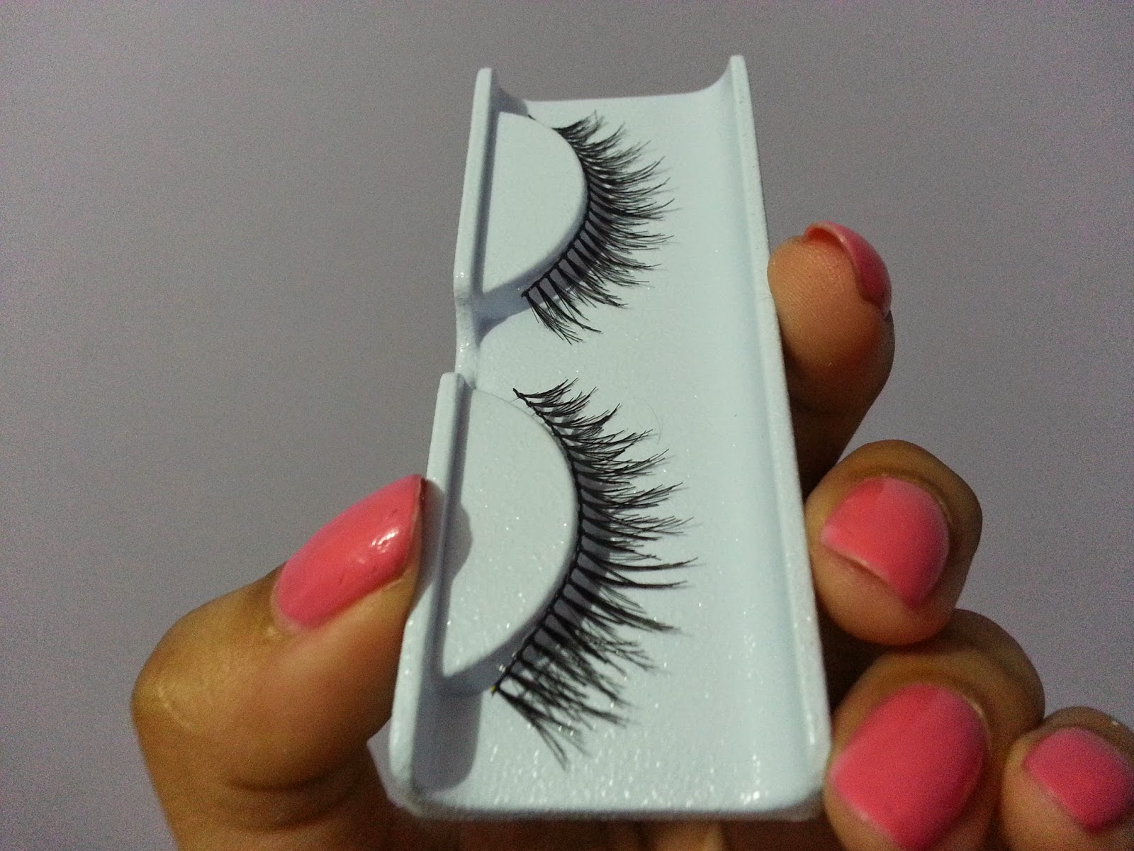 Review : Lash & Wink Eyelashes | a beauty addict