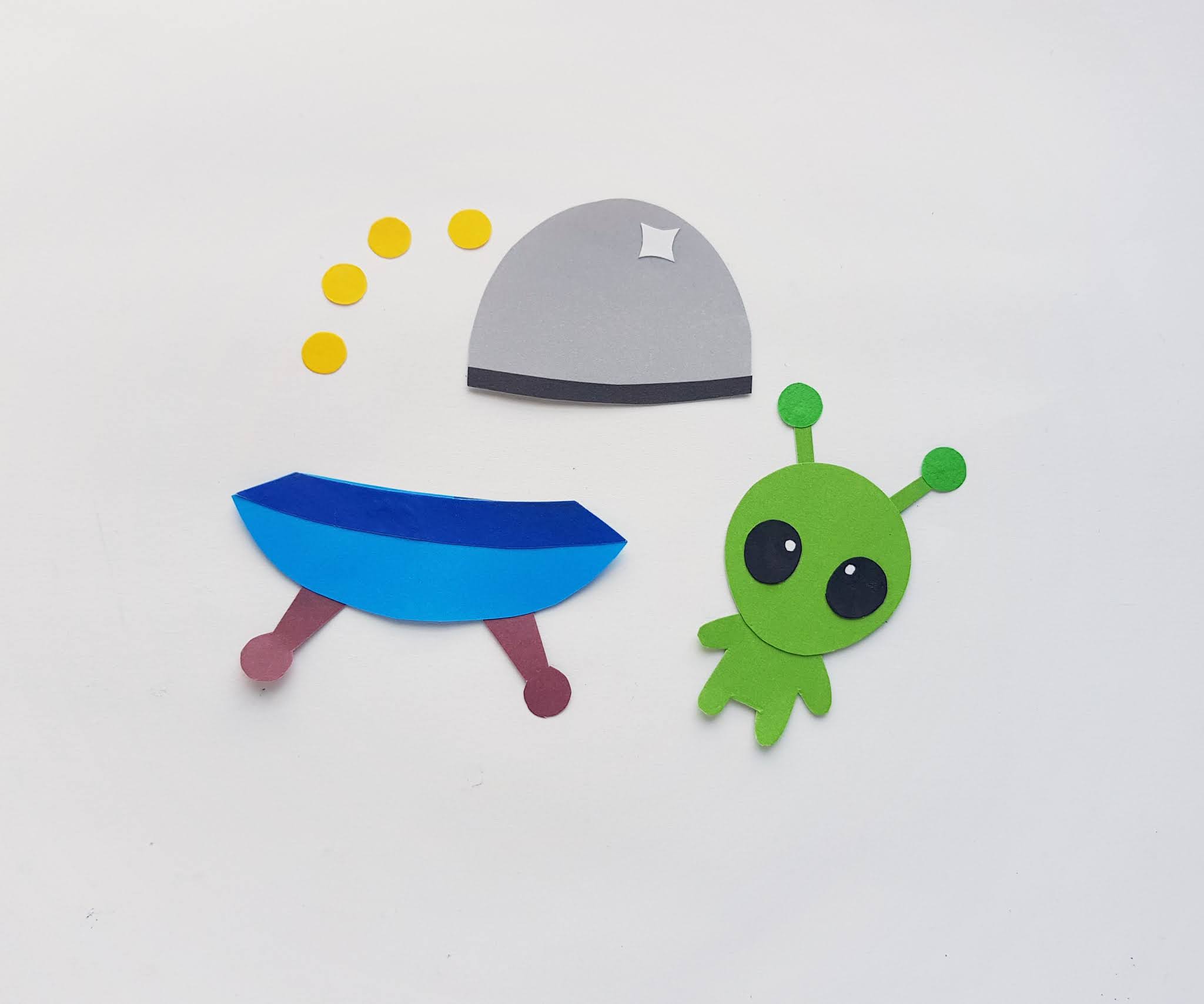 How to Make Alien and UFO Paper Craft Puppets for Space Fun and Learning