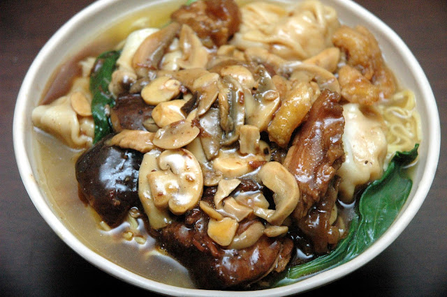 DUDE FOR FOOD: Dial 73737 for North Park's Ultimate Noodles...