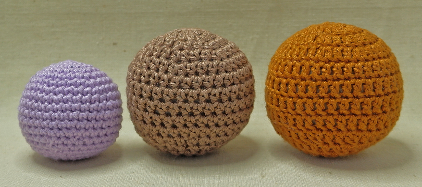 The Pulled Stitch Blog: How to Crochet Circles , Bowls and Spheres.