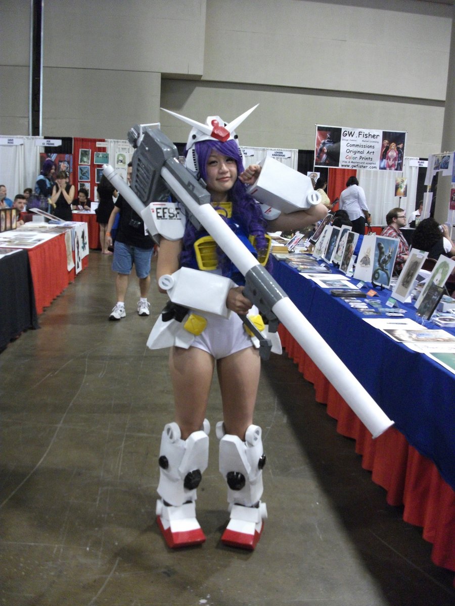 KIKI'S NEST: Gundam Cosplay Girls