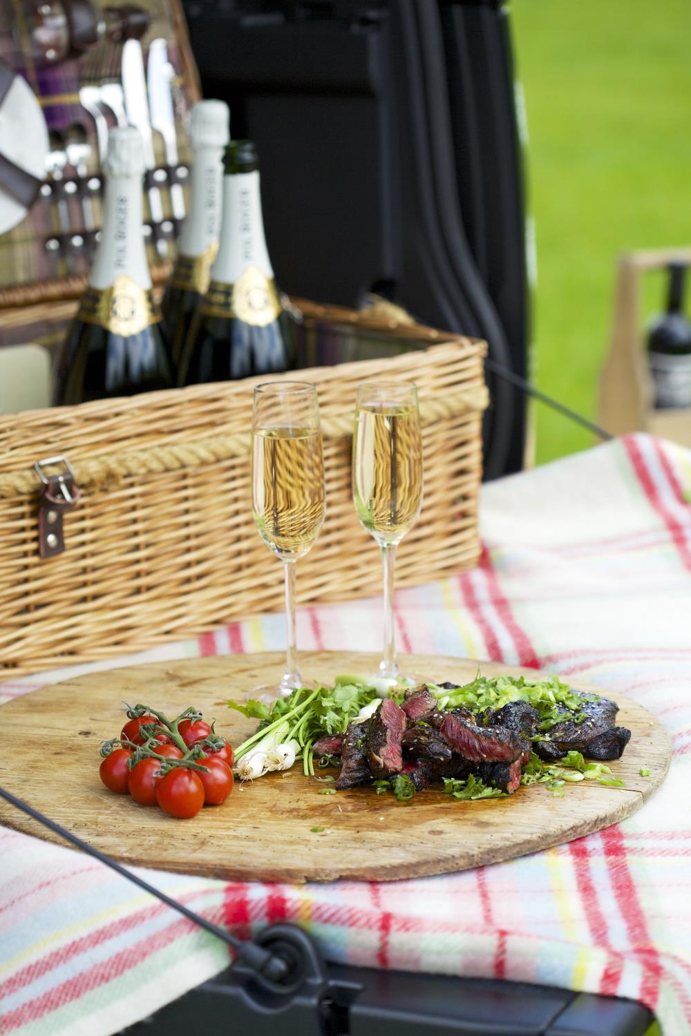 The Motoring World: James Martin and Land Rover collaborate to produce ...