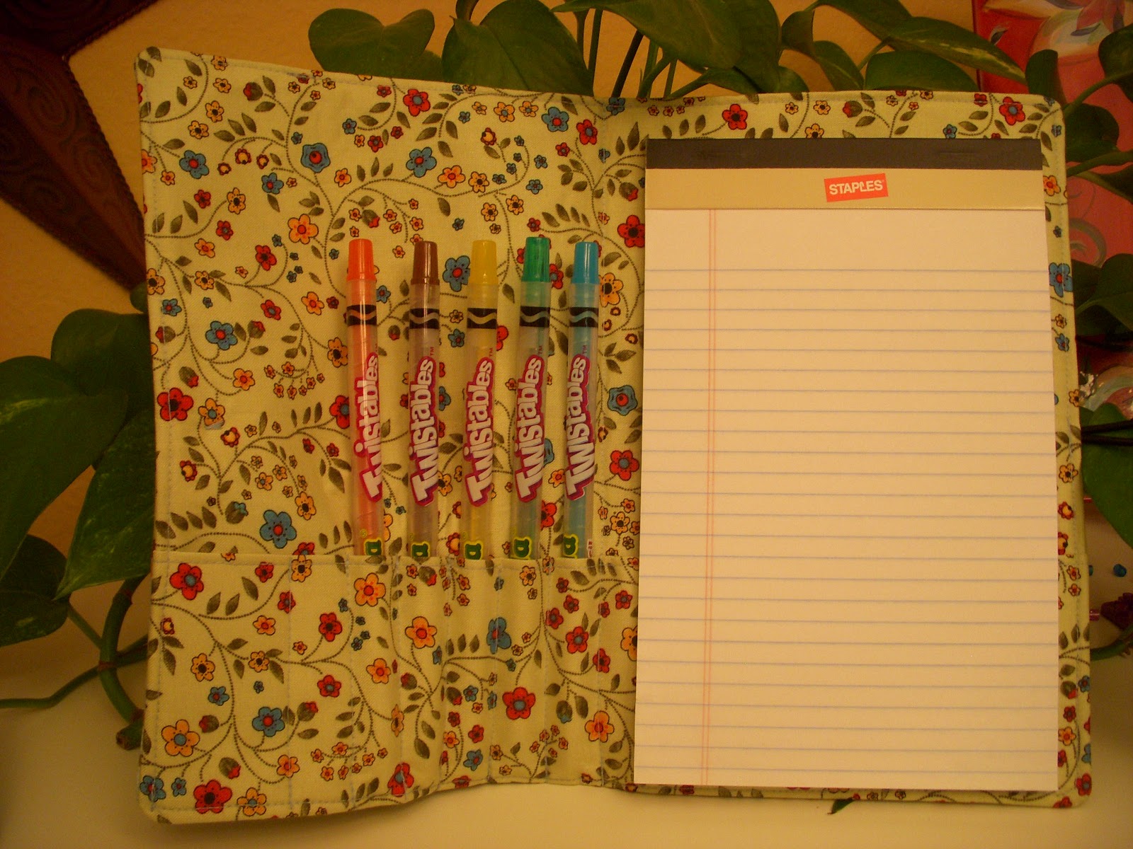 Crafted by KatieB: Kids' Notebook and Colored Pencil Holders