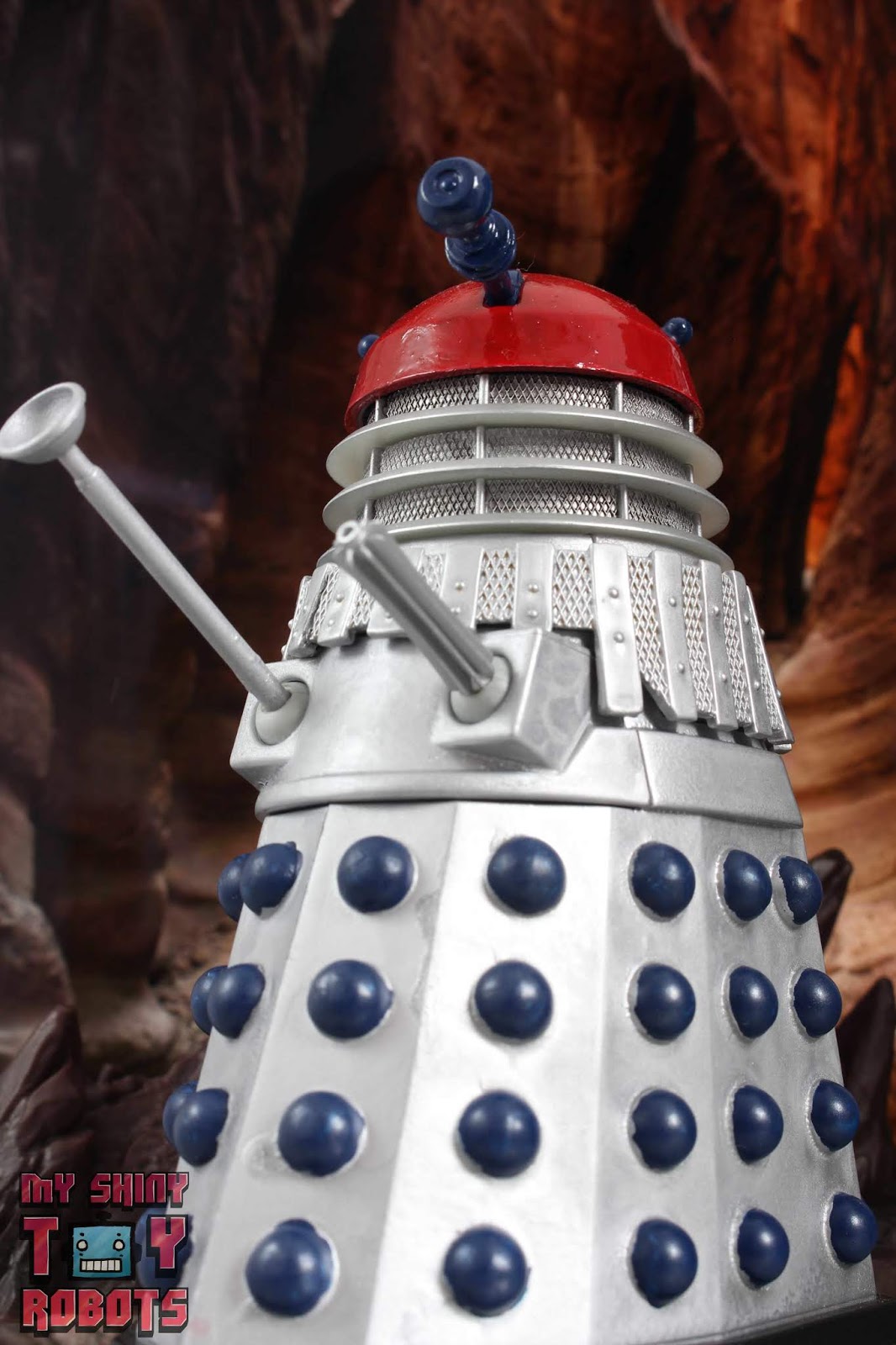 My Shiny Toy Robots: Custom Figure: Denys Fisher "Red Top" Dalek
