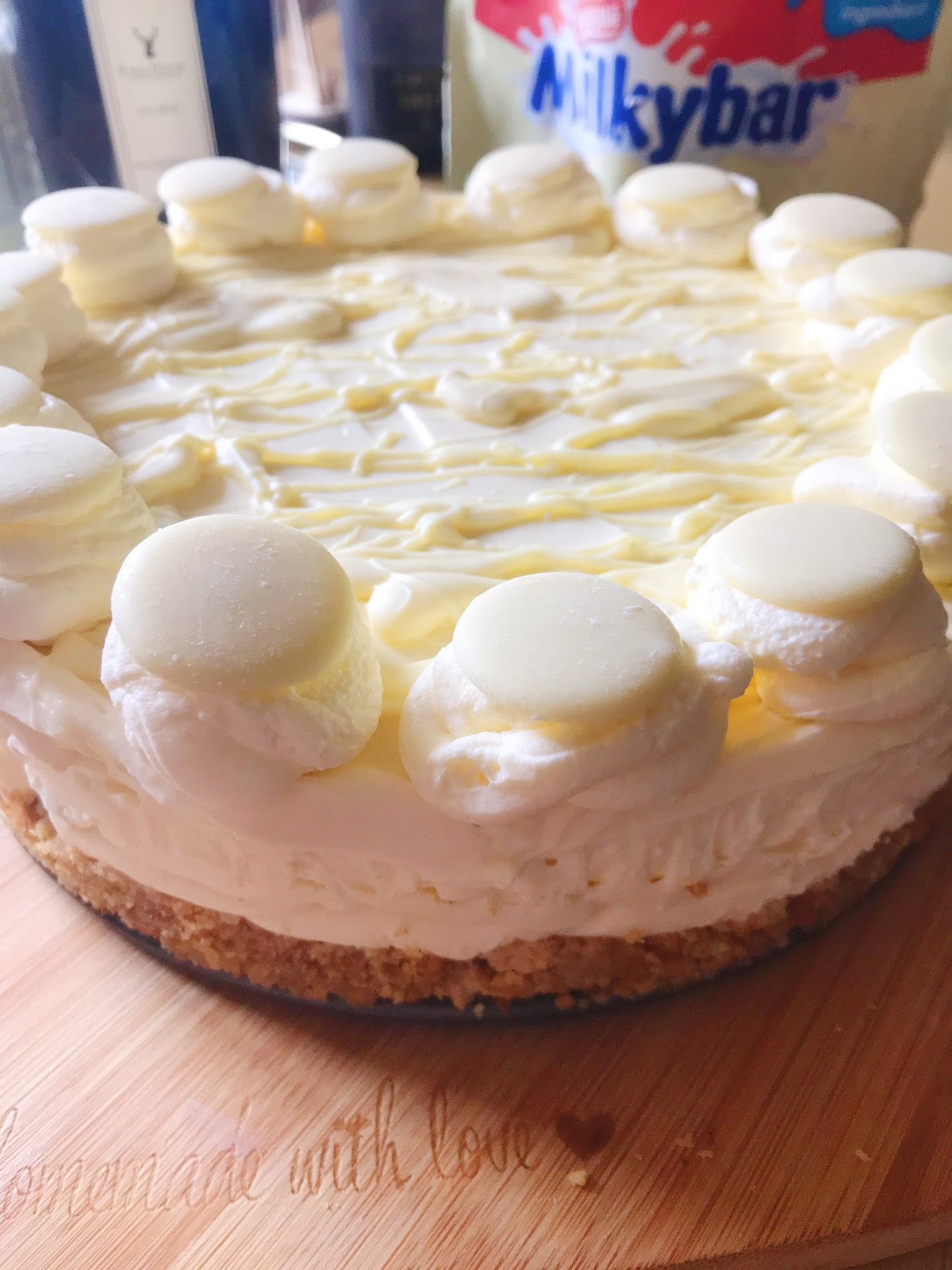 Extravagant White Chocolate Cheesecake Recipe Food And Other Loves extravagant-white-chocolate-cheesecake-recipe-food-and-other-loves