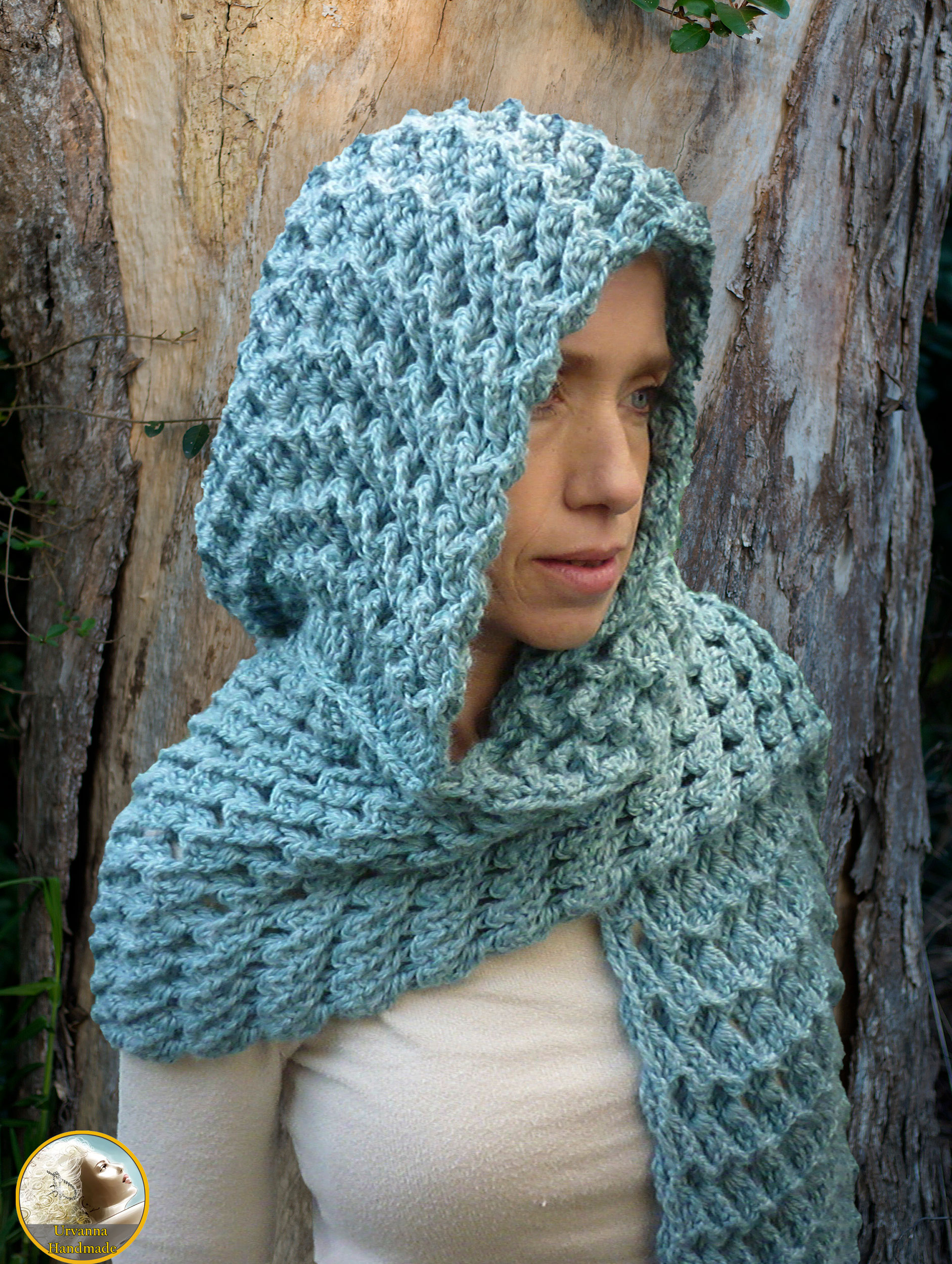 Capucha y bufanda Crochet 3 D