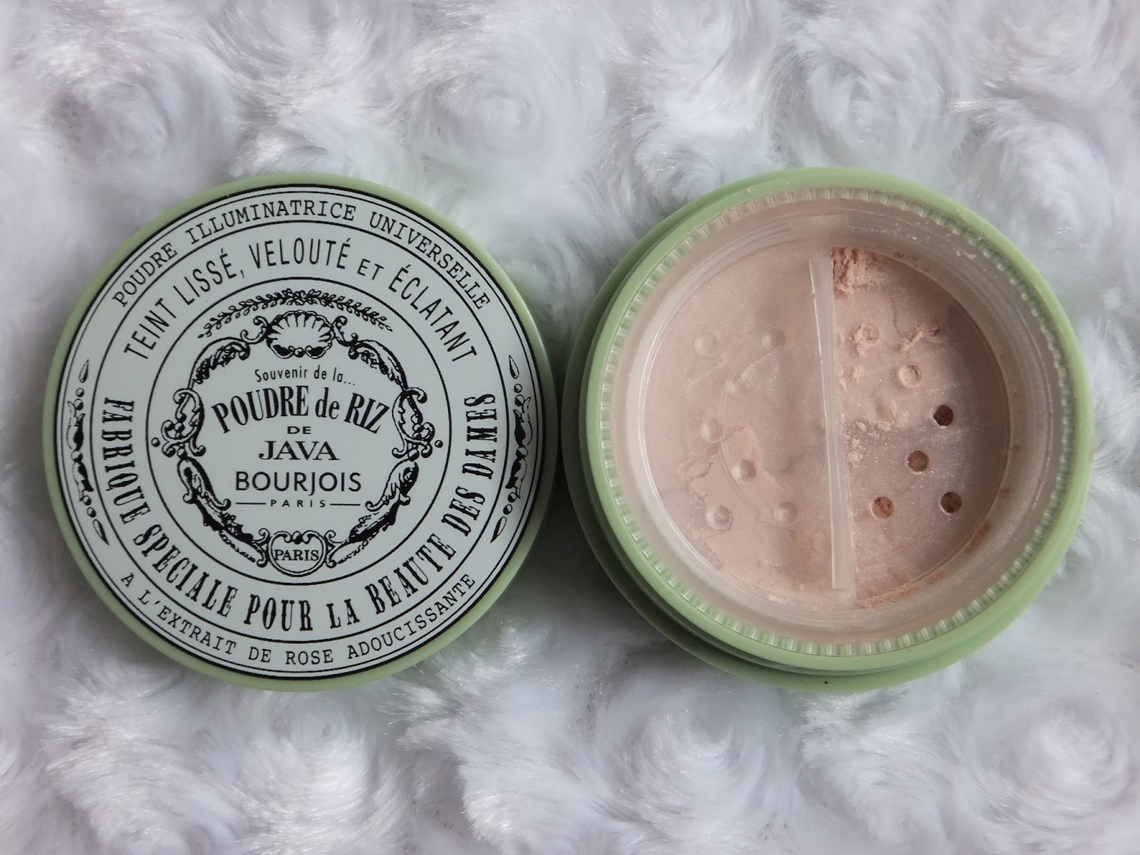 Fern & Blush: Bourjois Java Rice Powder | Review