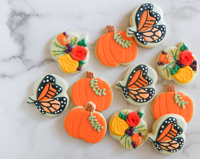 7 Fall-Themed Decorated Cookies that Aren't Halloween | Bake at 350°