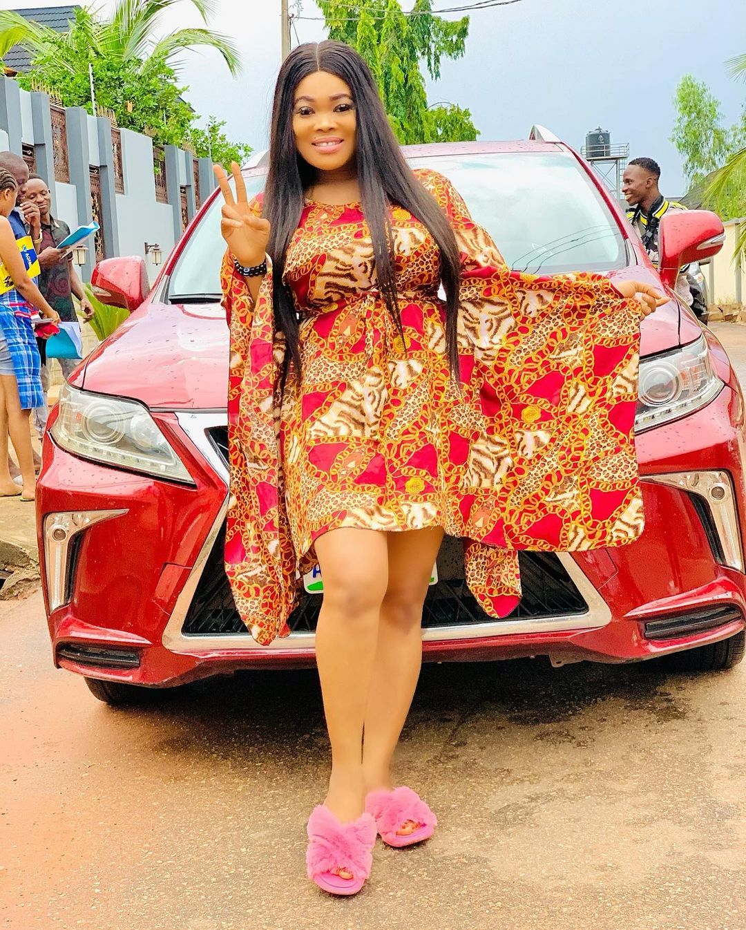 House and Cars : Ruby Orjiakor lives in a nice rented apartment in ...