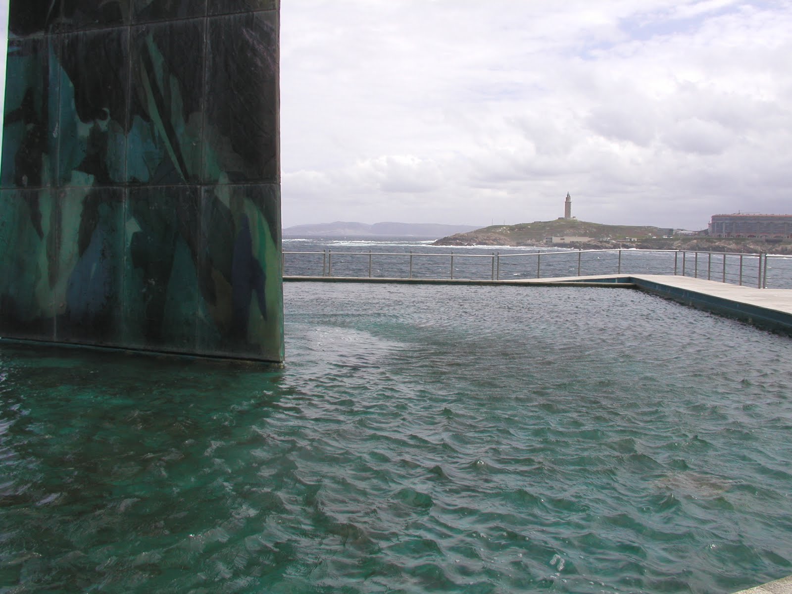 javierfuzzy: UN DÍA EN LA VIDA DE JOE HENDRIK PEROTTI