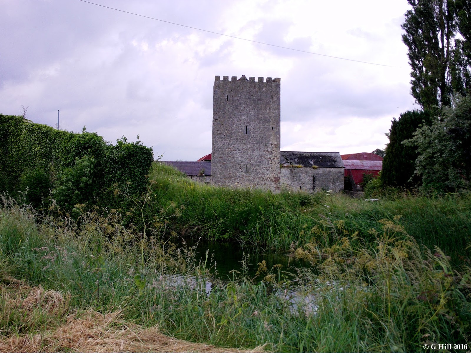 Ireland In Ruins: Ballyteague Castle Co Kildare