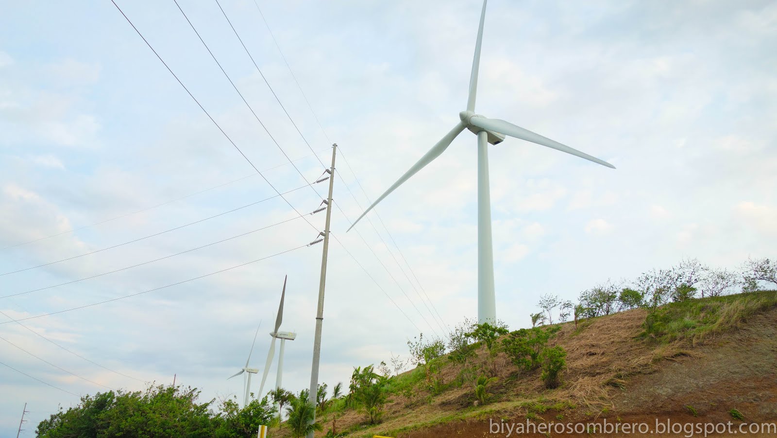 Biyahero Sombrero Travel Blog : The Windmill Farm of Pililla Rizal