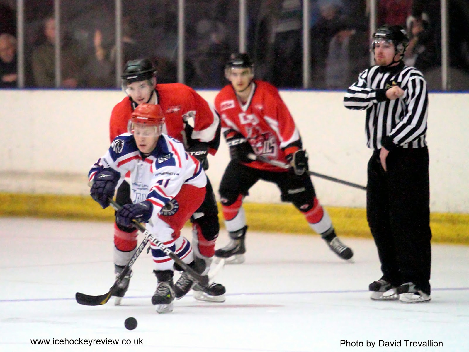 Ice Hockey Review: April 2014