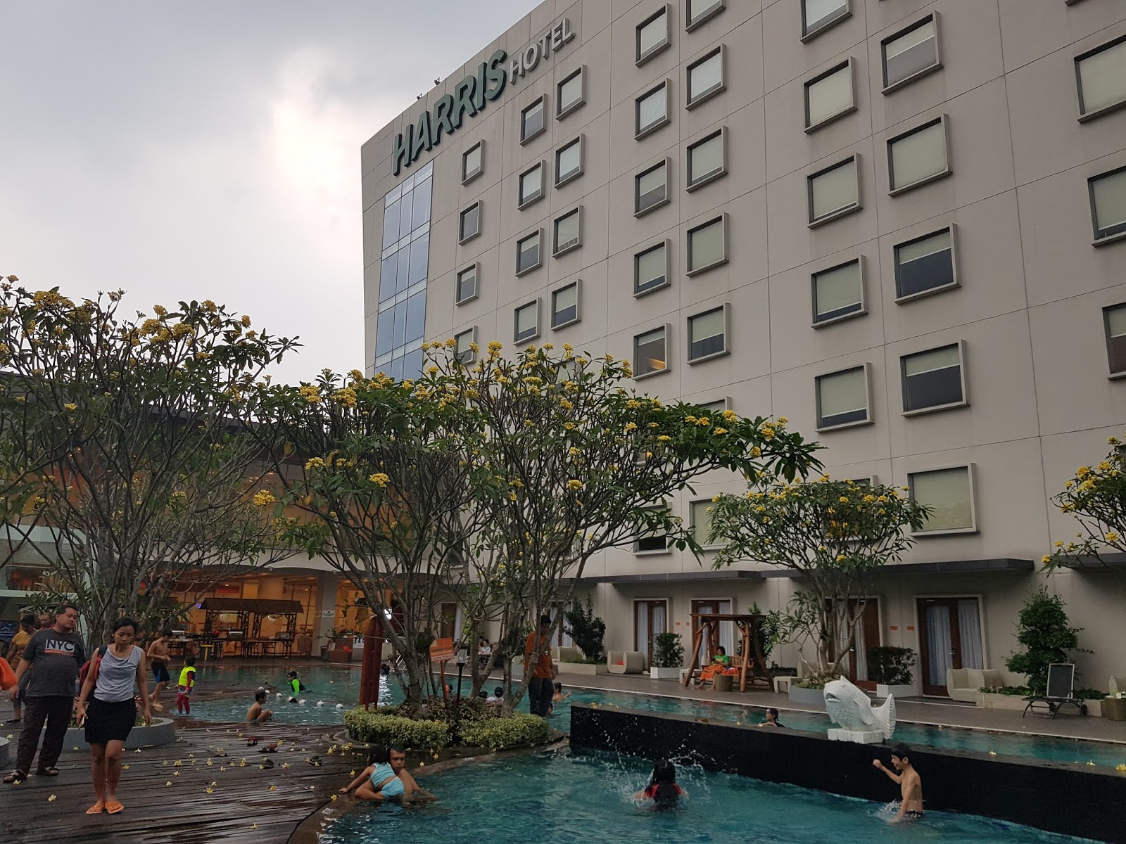[HOTEL REVIEW] : Harris Hotel Sentul