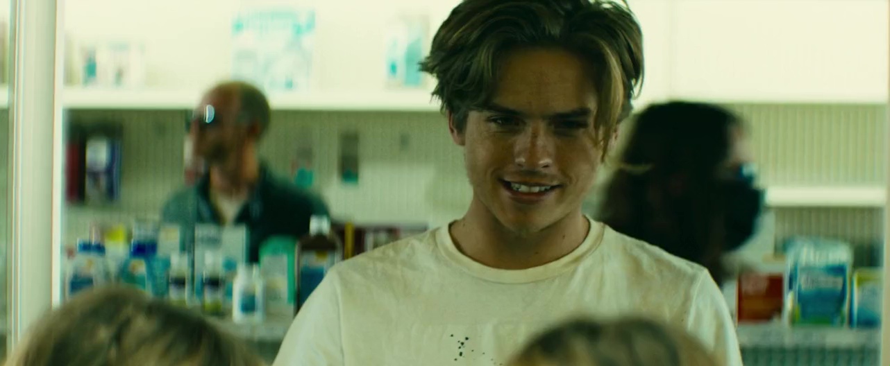 ausCAPS: Dylan Sprouse shirtless in Tyger Tyger