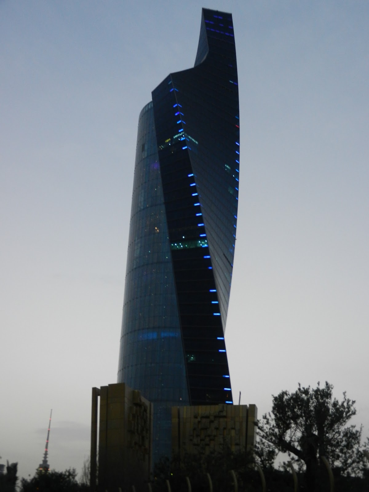 Kuweight 64: MY PHOTOS FOR THE DAY - TIJARIA TOWER A MAGICAL TRANSFORMATION
