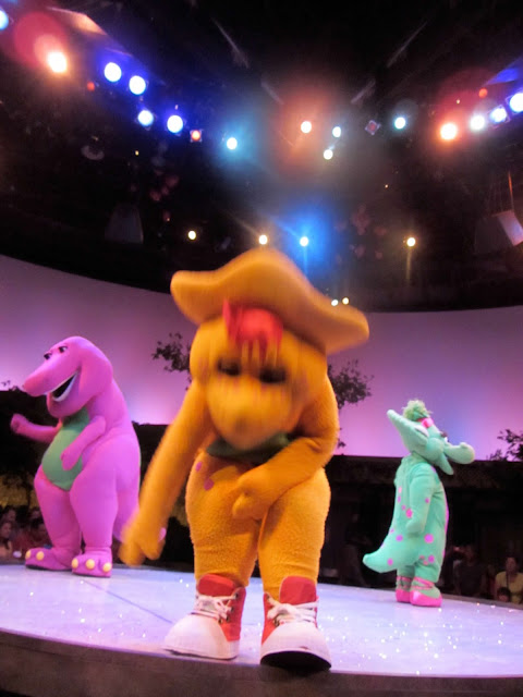 A Day In The Park With Barney: Extinct Universal Tribute