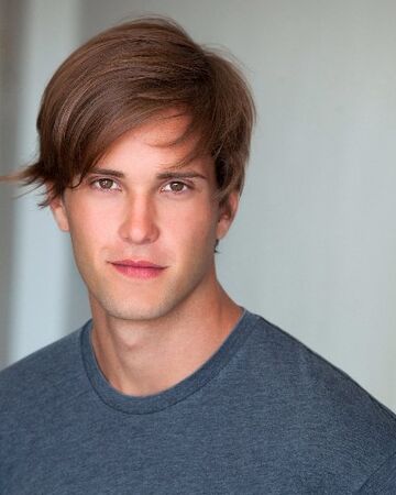 James Godfrey Height Weight, Age & Biography and More - Kimdir Bu Ya ...