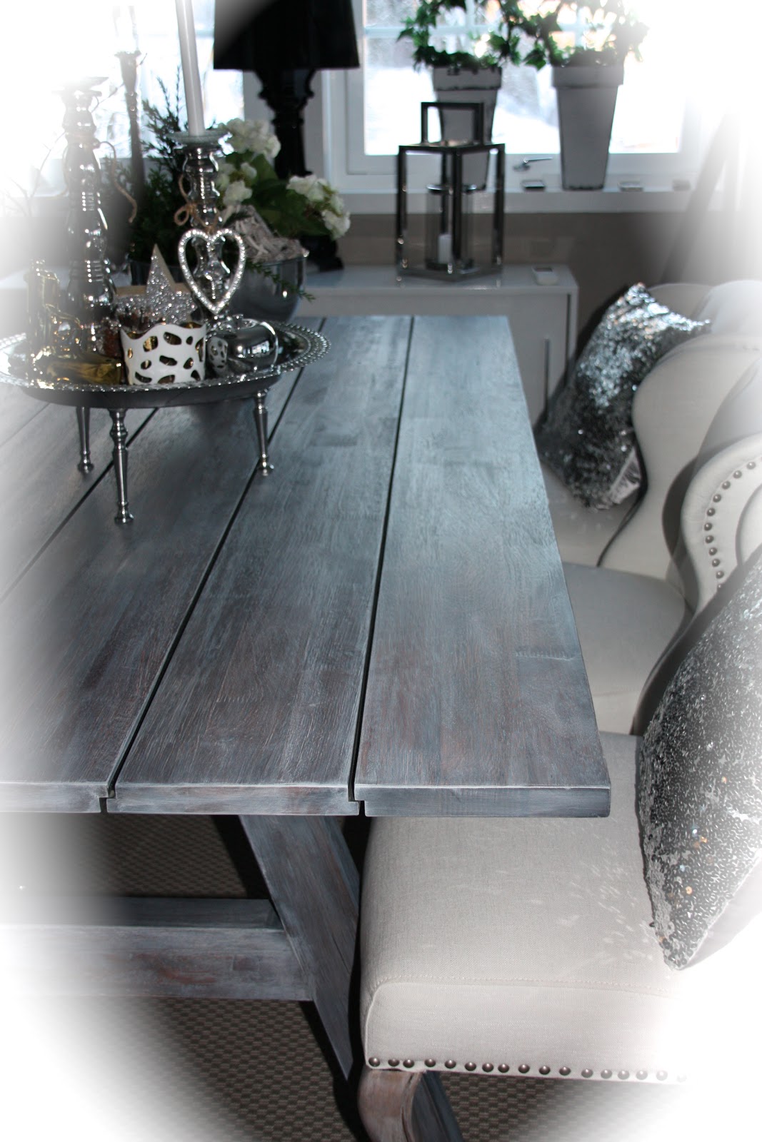 DAISYS HOME: DRIVVED - vasking av Spisestua