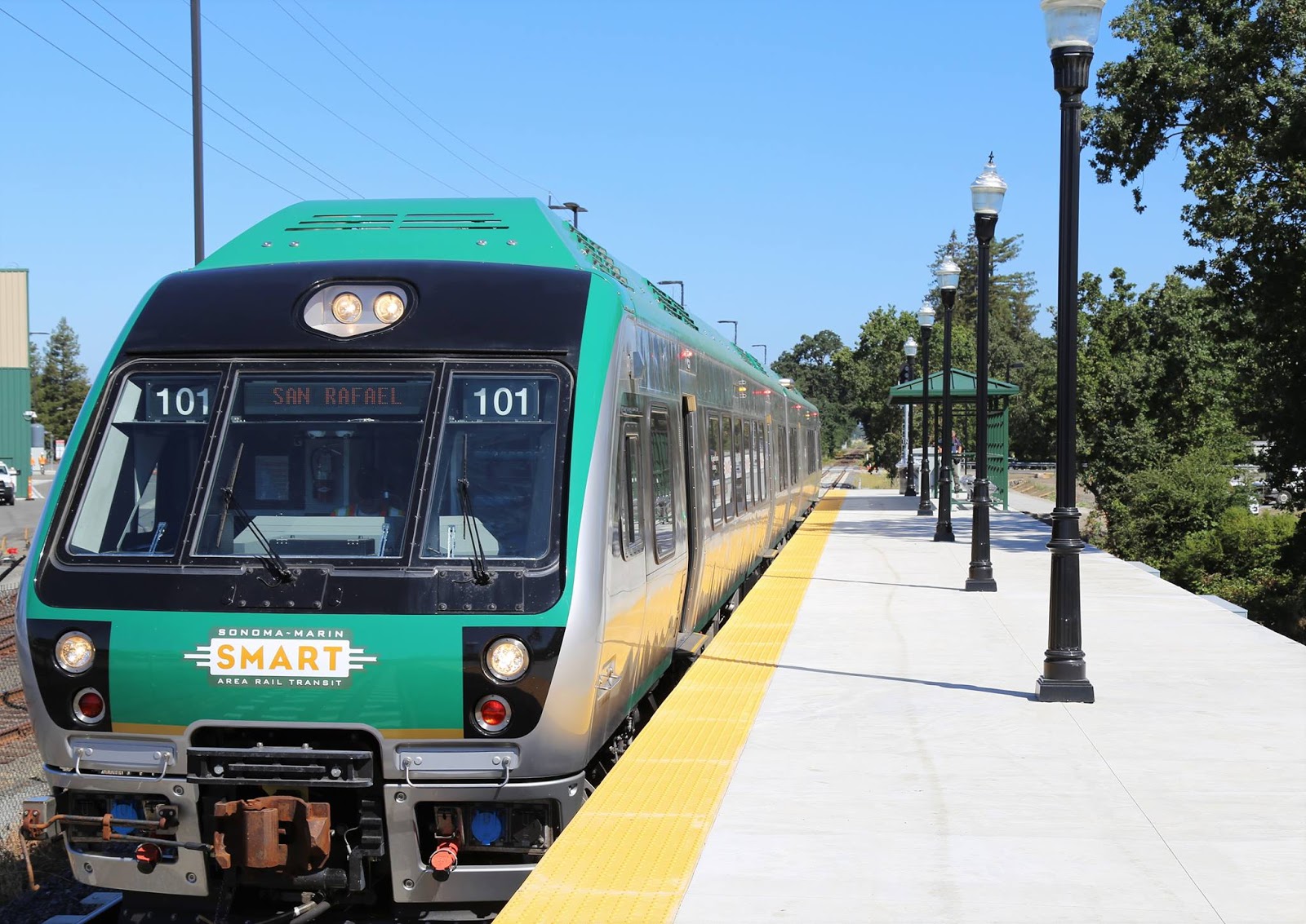 Librarian on a Bicycle: Preview rides aboard SMART Train