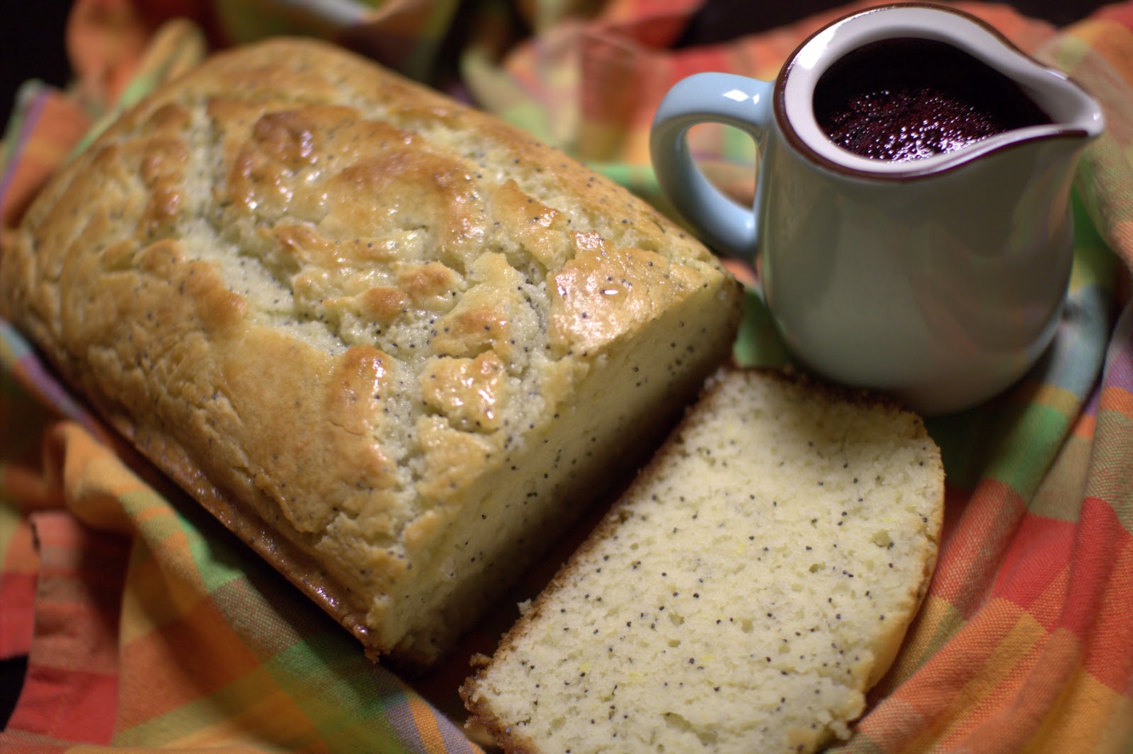PooLovesBoo: Lemon Poppy Cream Cheese Pound Cake with Blueberry Sauce