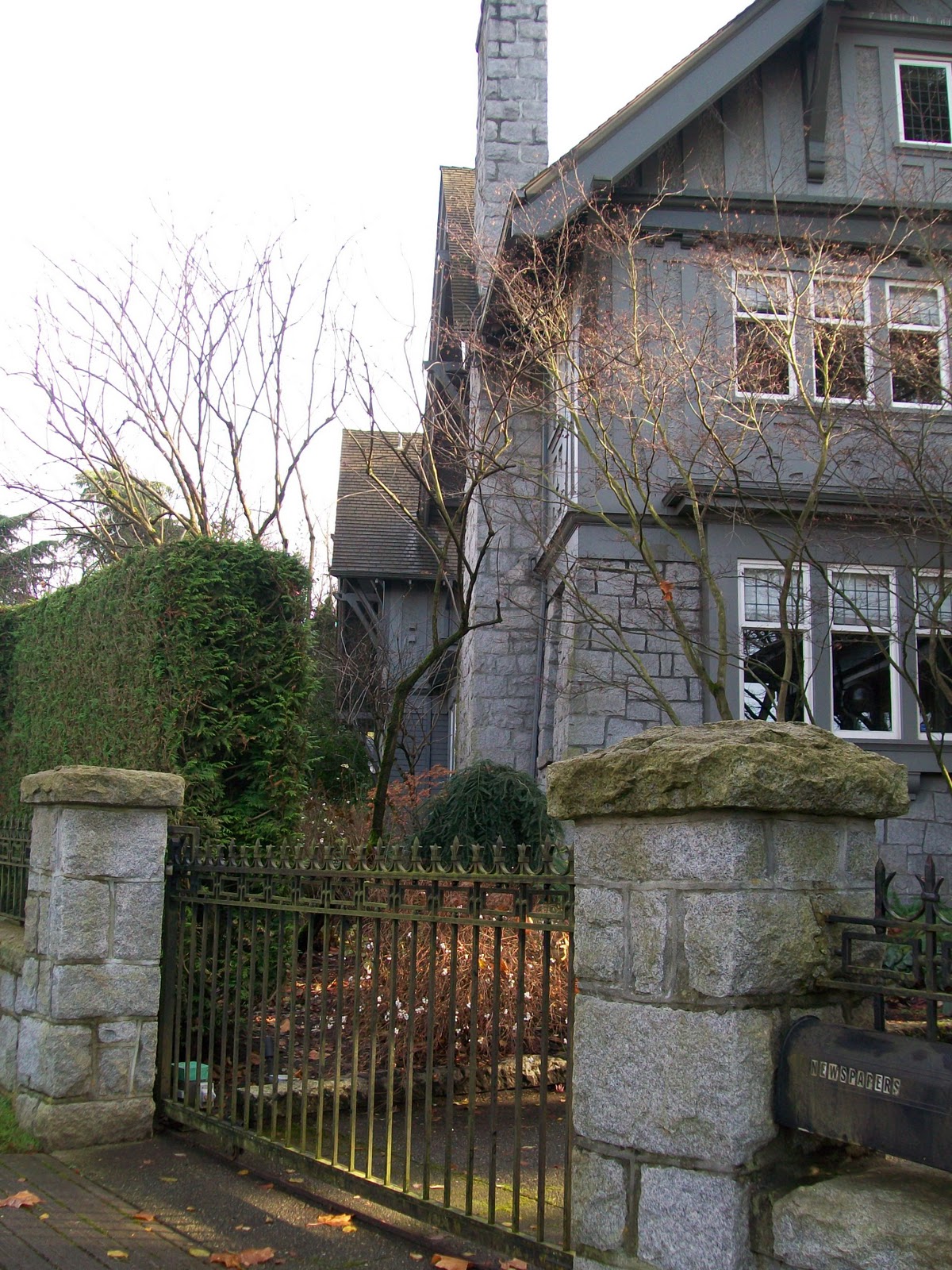 Vancouver Voyager: Hendry House