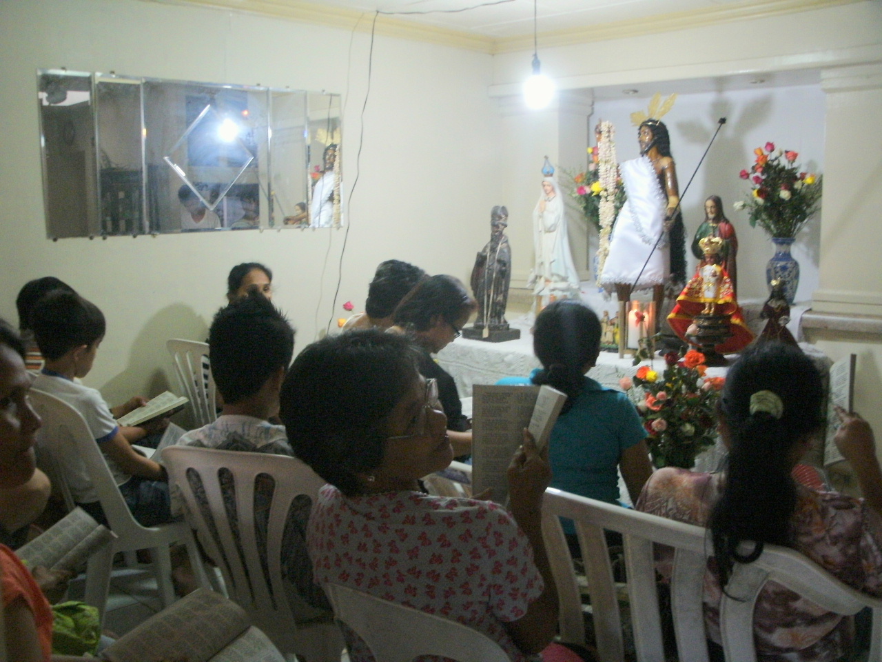 Noel, Vangie and Angel | Mga Batangala: Pabasa ng Pasyon 2012