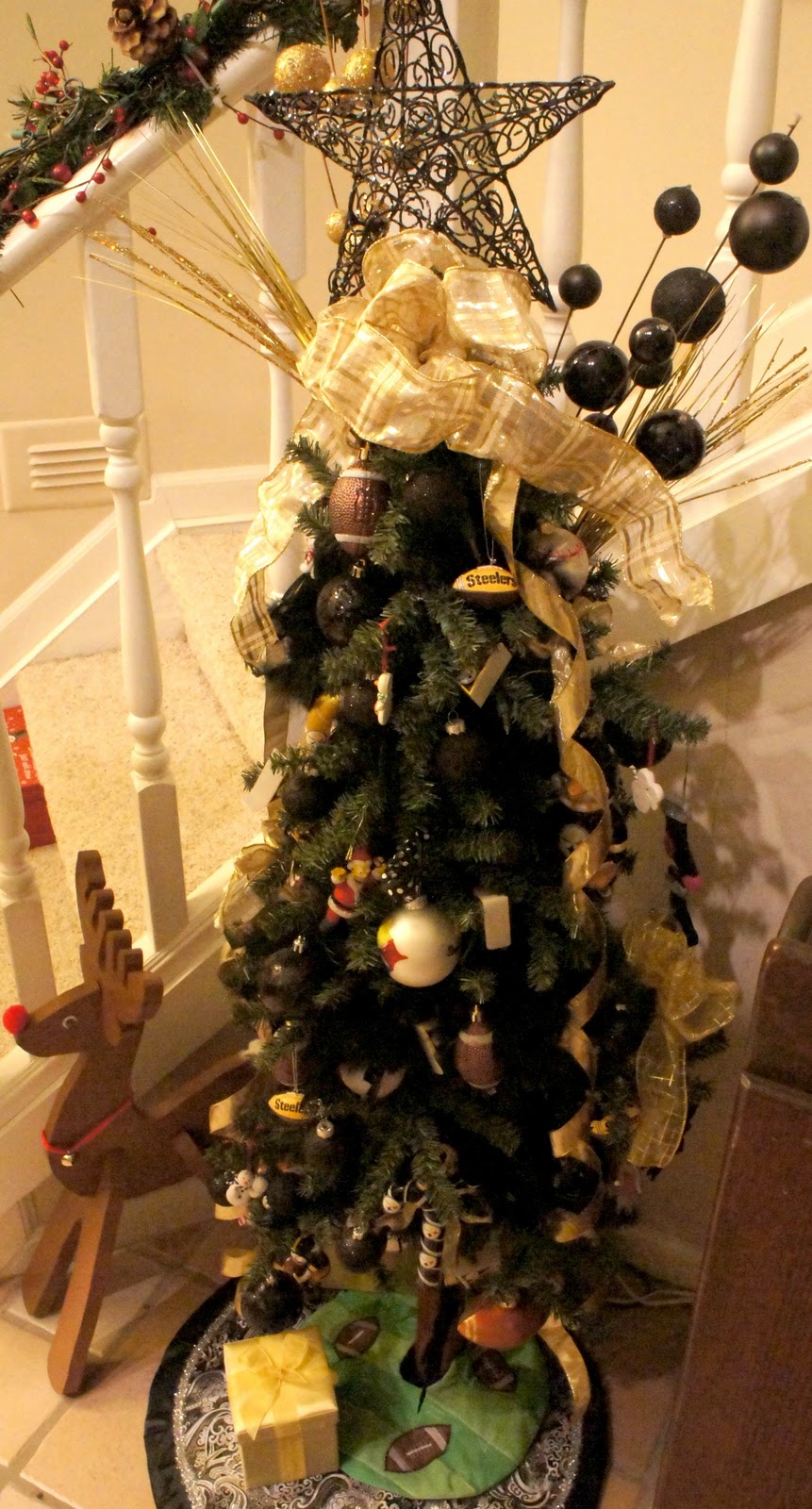 From A to Being: Pittsburgh Steelers/Sports Tree!!