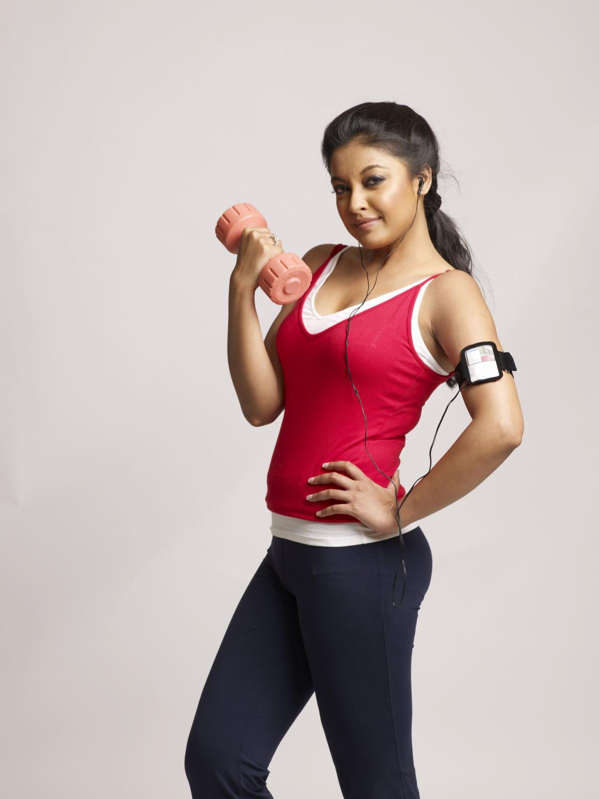 Tanu Shree Datta Latest Hot Photoshoot Stills HD ~ Crazy Filmz